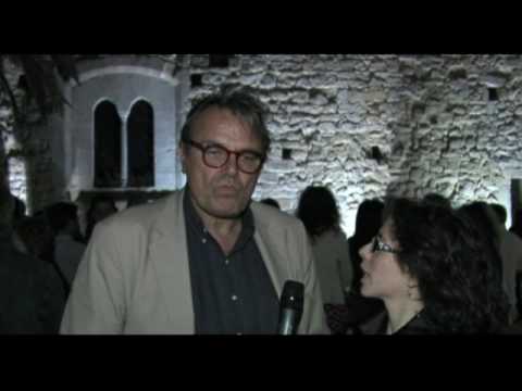 Intervista a Oliviero Toscani in occasione della mostra: "La classe morta" di Cesare Inzerillo ...