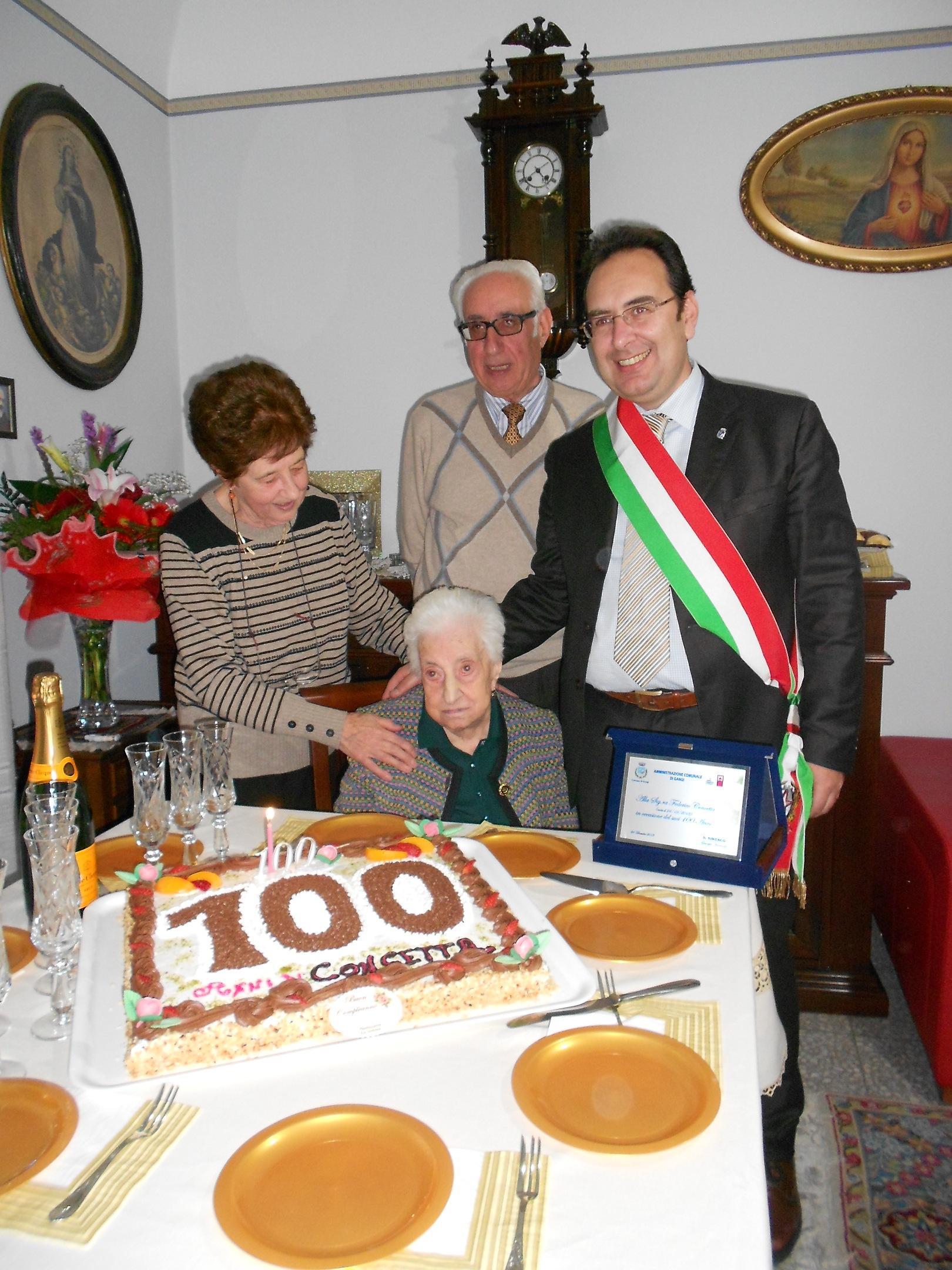 I cento anni di Nonna Concetta: | "Il segreto è mangiare poco"