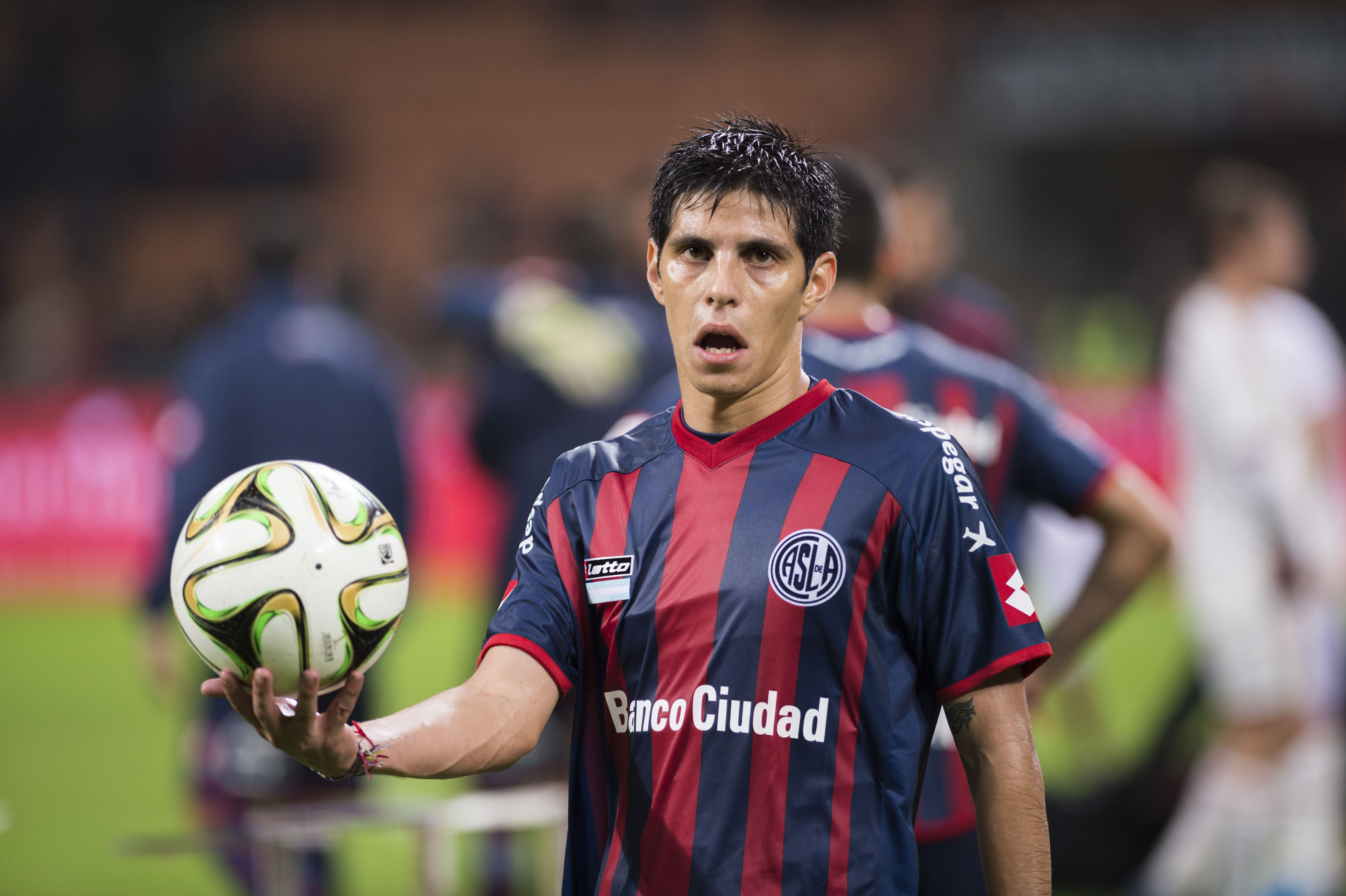 Barrientos dispensa ancora magie | Gol da antologia per l'ex catanese