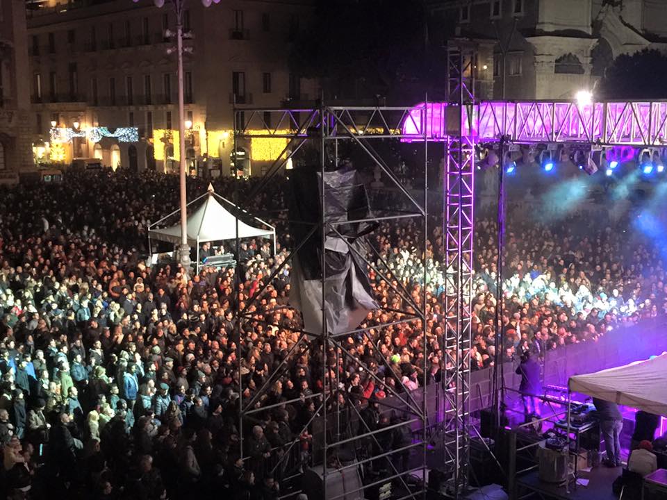 Catania saluta il 2016 |con un concerto "vulcanico"
