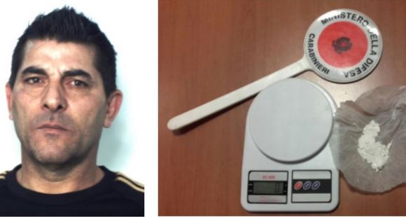 Cocaina in casa: un arresto