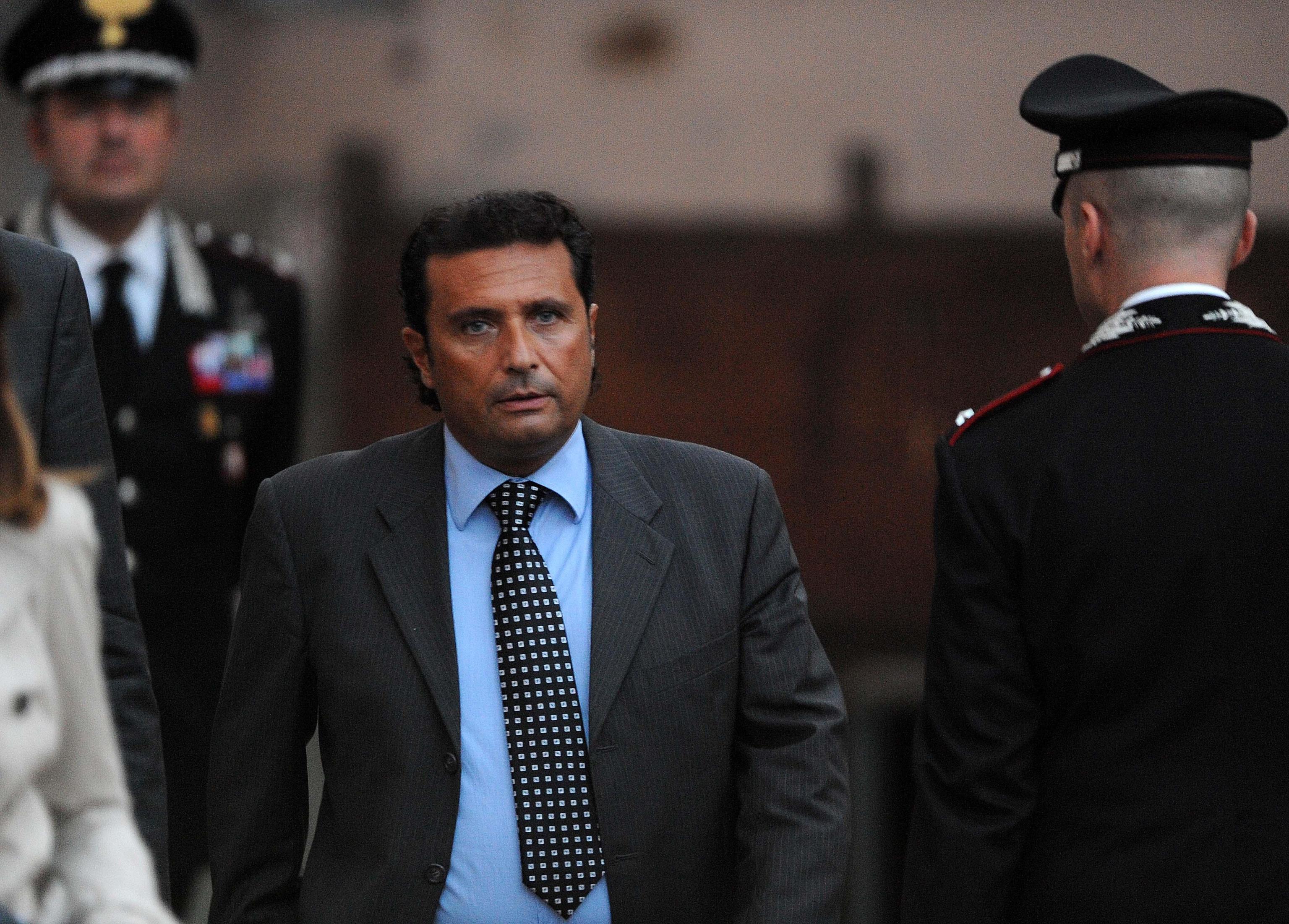 La difesa di Francesco Schettino | "Non ho abbandonato la nave"