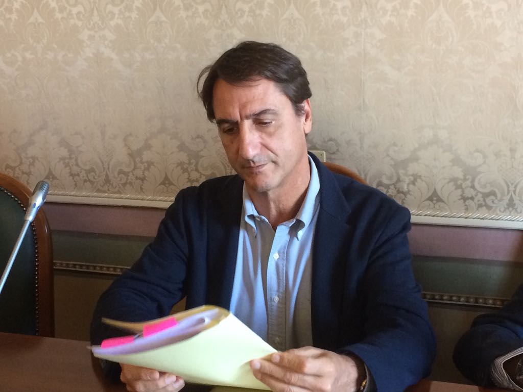 Fava e il figlio di Genovese: | "Furbetto e spregiudicato..."