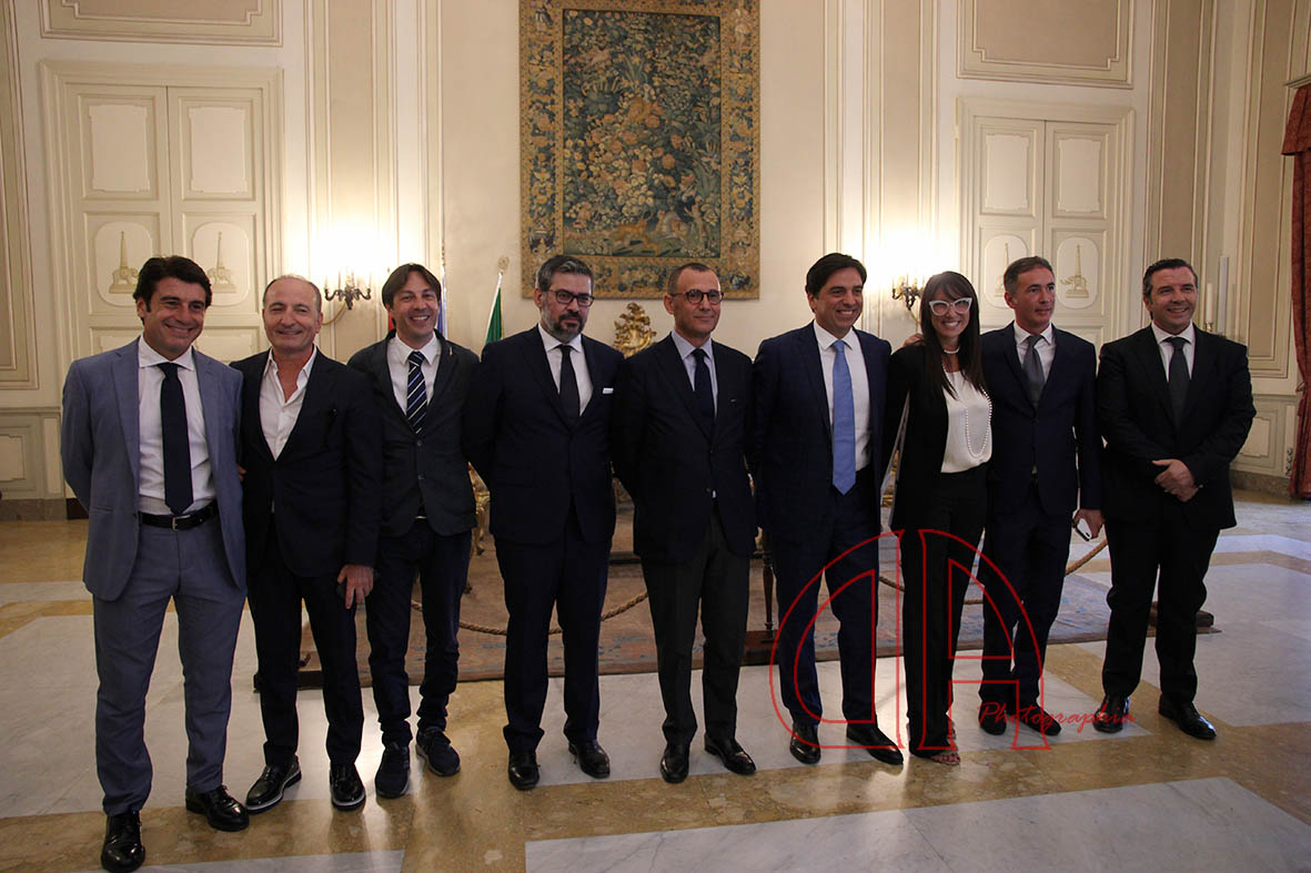 Pogliese risponde alla Cgil |A Porto la delega alle periferie - Live ...