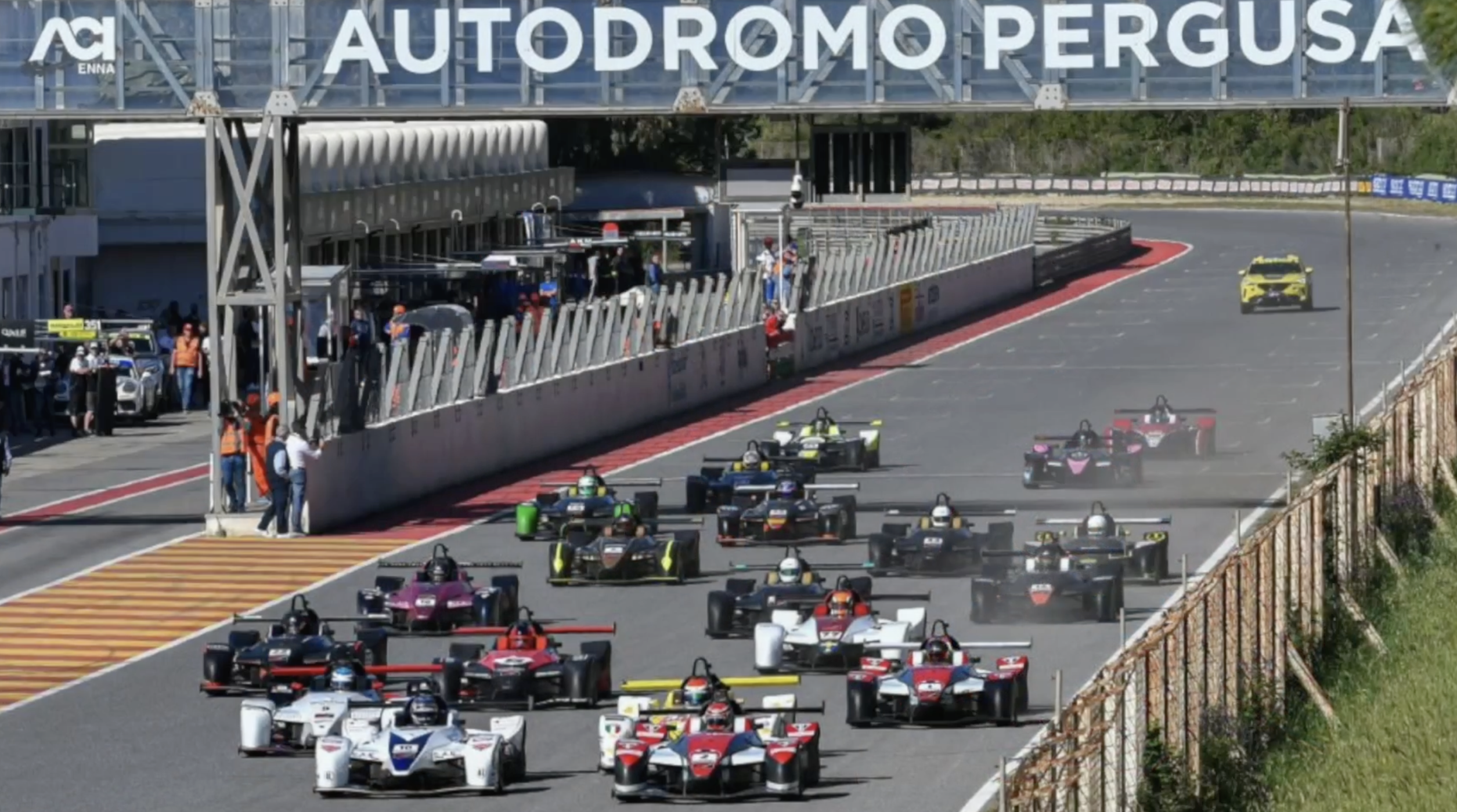 Enna, Autodromo di Pergusa: tornano Formula 1 e vetture Turismo e GT