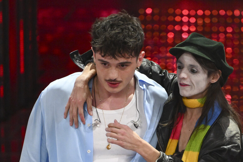 Sanremo, il testa a testa vinto da Olly con il 23,8% dei voti totali