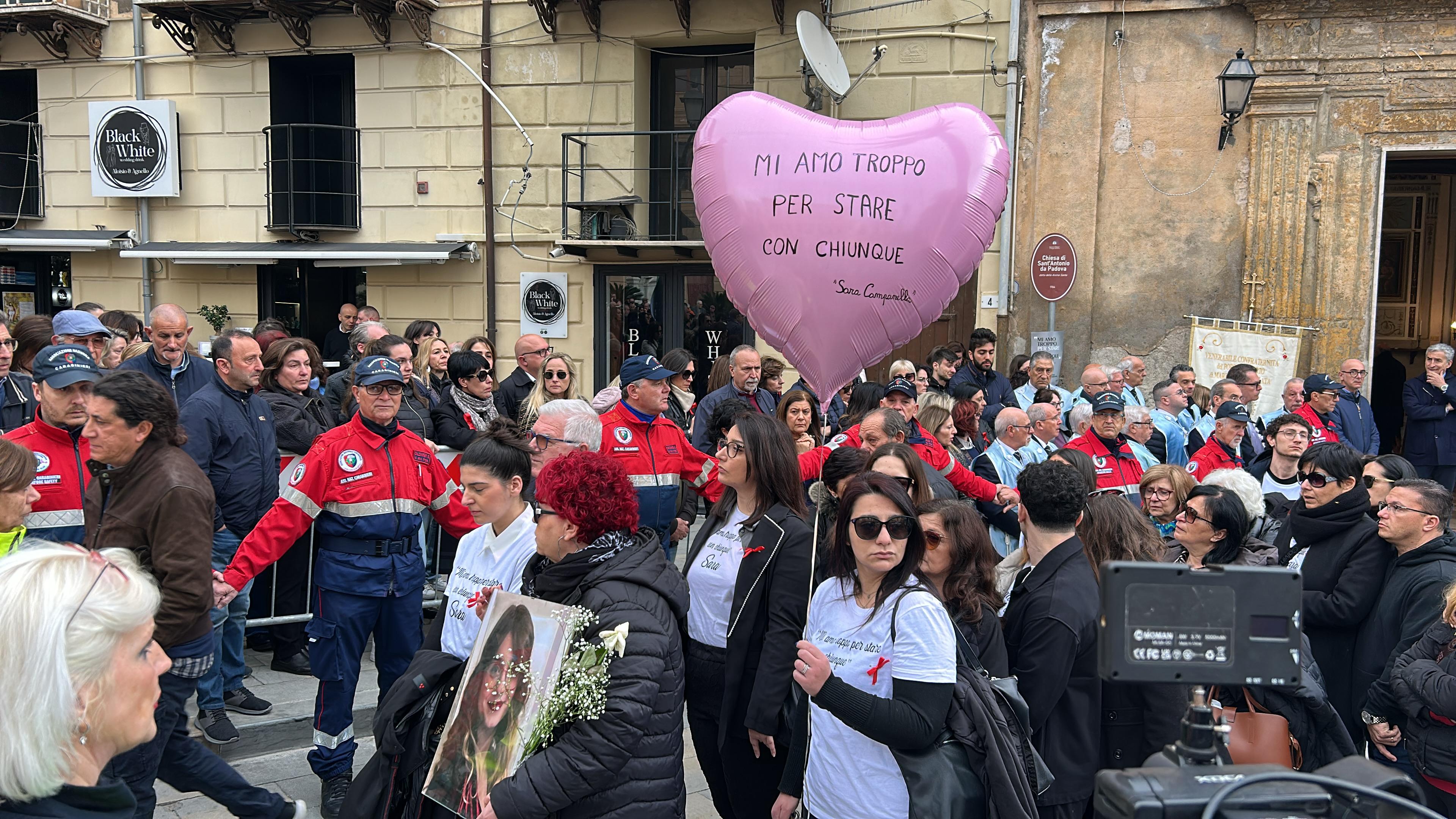 I funerali di Sara Campanella LA DIRETTA