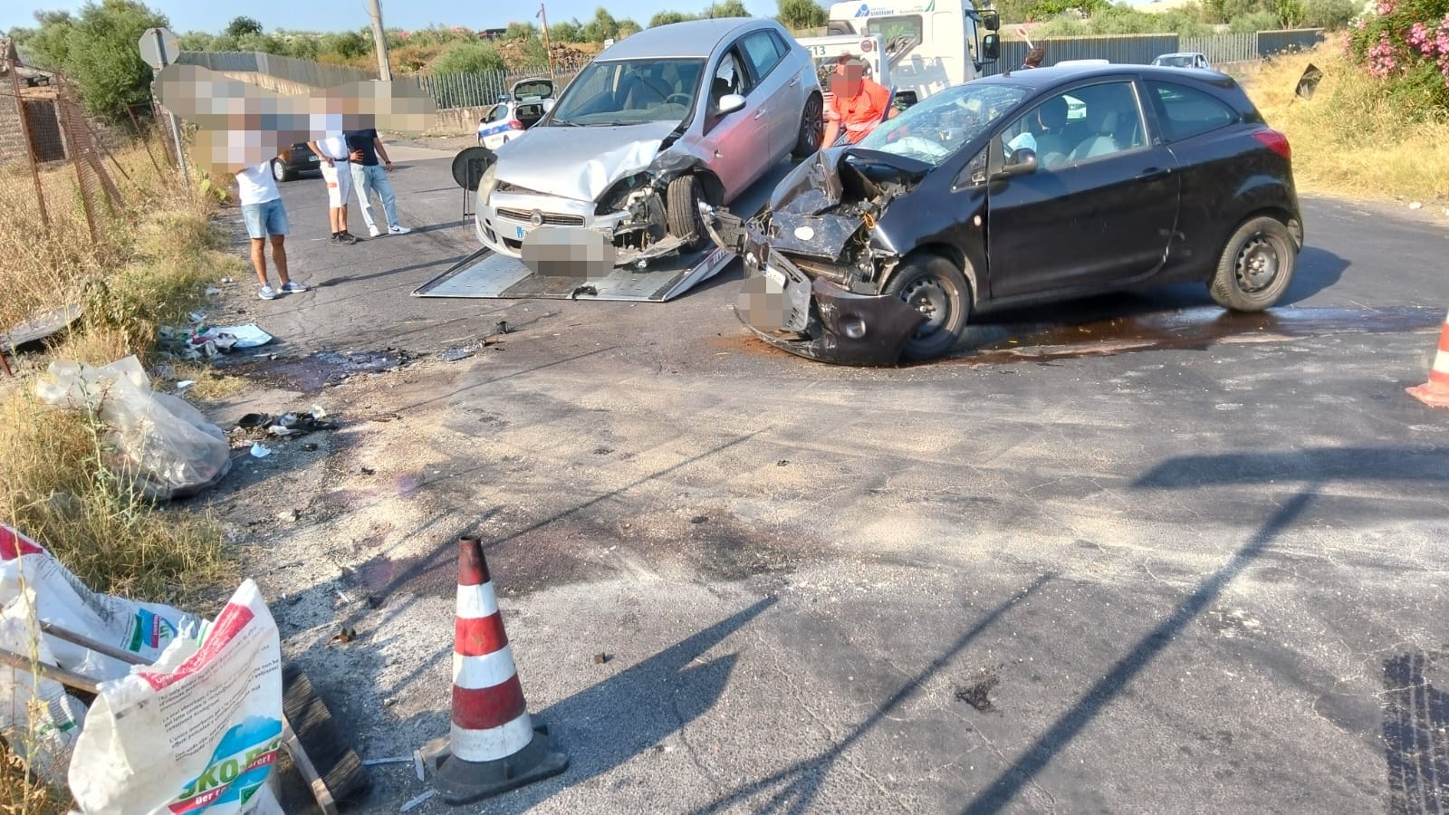 Belpasso, incidente fra due auto sulla Strada provinciale: 3 feriti