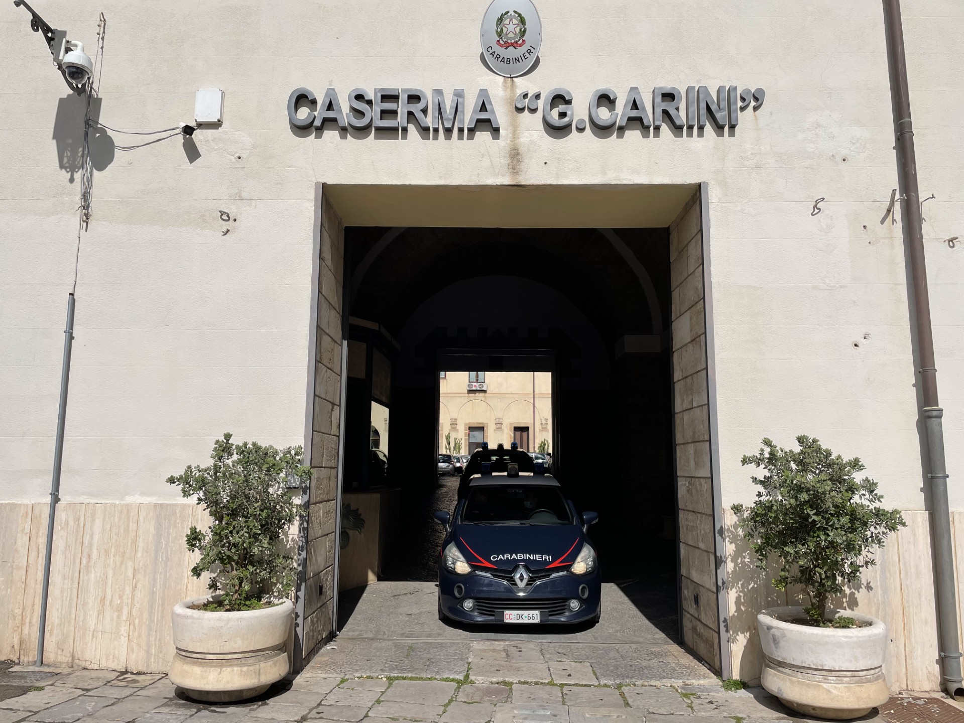 Rapine violente a Palermo, arrestati due pregiudicati